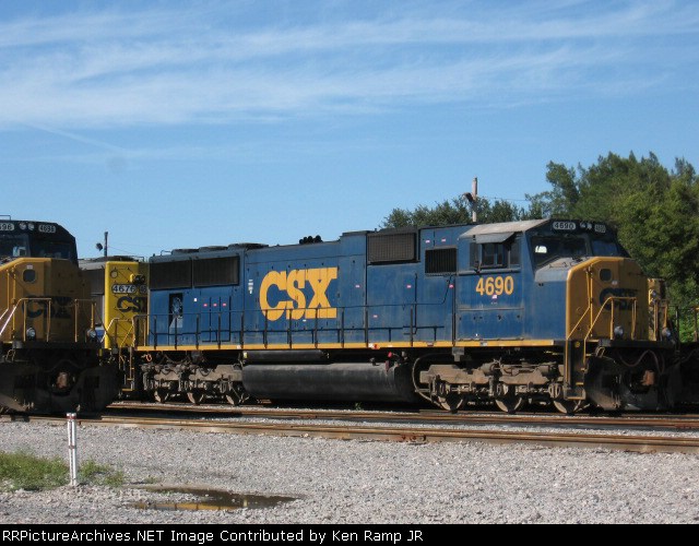 CSX #4690